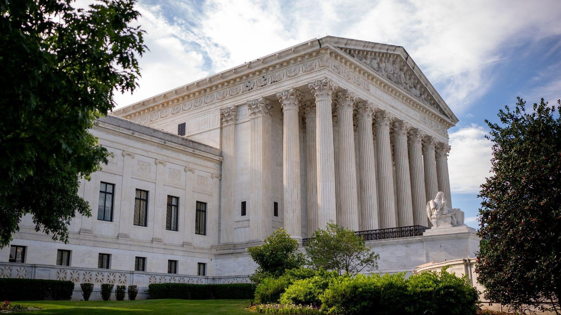 Supreme Court won’t take up 98-year-old judge’s bid to hear cases again ...