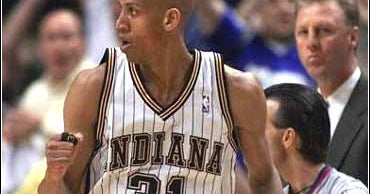 Reggie, Rose Drop 40 On Sixers - CBS News