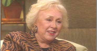 Raymond's 'Mom' Isn't Just Funny - CBS News