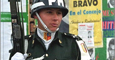 Colombian Troops Raid Rebel Town - CBS News