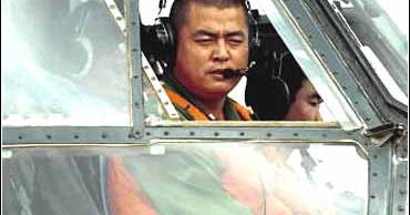 China Remembers Lost Pilot - CBS News