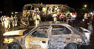Deadly Bus Bombing In Northern Israel - CBS News