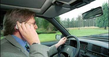 1 In 20 Crashes Linked To Cell Phones - CBS News
