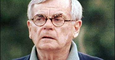 Dominick Dunne Fires Back - CBS News