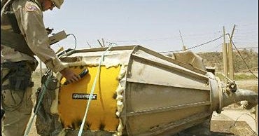 Video Shows Iraq Explosives - CBS News