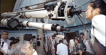 World Revels In Mars 'Close-Up' - CBS News