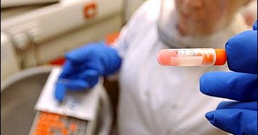 Britain Opens Stem Cell Bank - CBS News