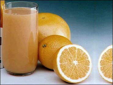 Fungicide levels in orange juice spur more testing by FDA - CBS News