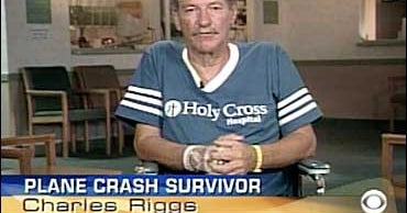 Hero Pilot Pans Landing - CBS News