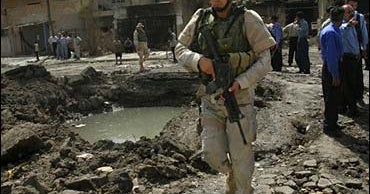 Insurgents Target Iraqi Police - CBS News