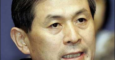 Disgraced Scientist Asks Forgiveness - CBS News