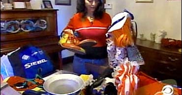 'Clutter Coaches' Organize Your Stuff - CBS News