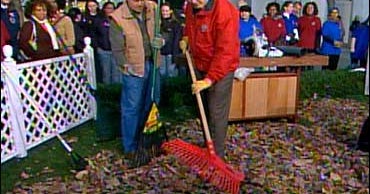 Latest In Leaf-Raking, Gathering Aids - CBS News