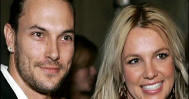 Buzz Briefs: Britney Spears, Chris Cagle - CBS News