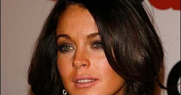 Lohan's Dad: I Hope "She'll Open The Door" - CBS News
