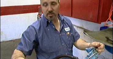 Blind Auto Mechanic Feels His Way Around - CBS News
