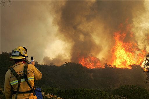 Fire Singes SoCal Hills