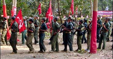 Communist Rebels Kill 49 Indian Cops - CBS News