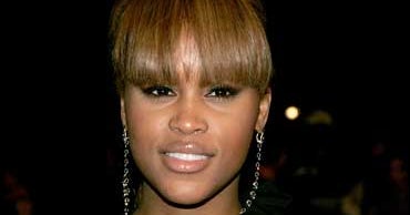 Eve Shares Sneak Peak Of New Album - CBS News