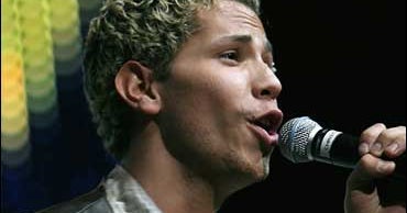 Singer Chavez Glad He's Out Of The Closet - CBS News
