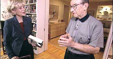 Greenspan Defends Low Interest Rates - CBS News