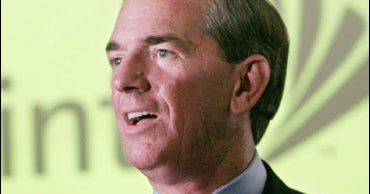 Spring Nextel CEO Resigns - CBS News