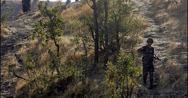 Kurdish Rebels Release 8 Turkish Soldiers - CBS News