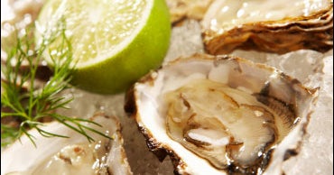 Report: Aspiring rapper racks up $465 seafood bill, attempts ocean ...