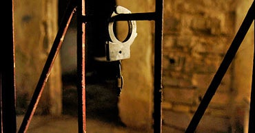 The Torture Memo Scandal - CBS News