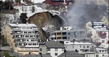 5 Feared Dead In Norway Building Collapse - CBS News