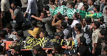 Raid, Attack Put Mideast Truce In Peril - CBS News