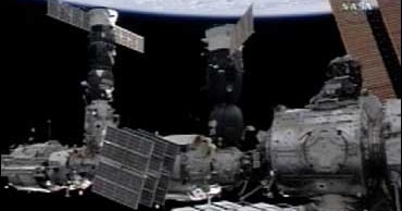 U.S. And Russian Satellites Collide - CBS News
