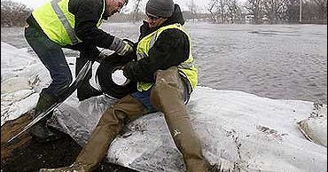 Flood Fight Front Lines