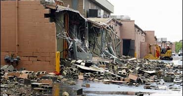 9 Hurt In Gas Explosion At Md. Strip Mall - CBS News