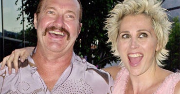 Randy Quaid Freed on Bail After Arrest - CBS News