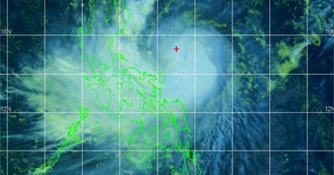 "Super Typhoon" Bears Down On Philippines - CBS News
