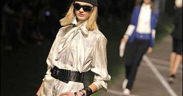 Paris Fashion Walks the Runways
