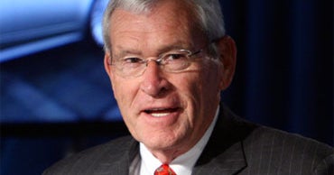 Ed Whitacre Installed as Permanent GM CEO - CBS News