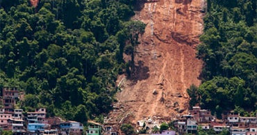 Search for Victims of Brazil Mudslides - CBS News