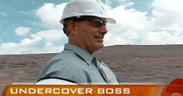 "Undercover Boss" Rolls Up Its Sleeves - CBS News