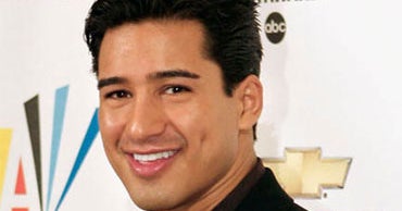 Mario Lopez to pen children's book - CBS News