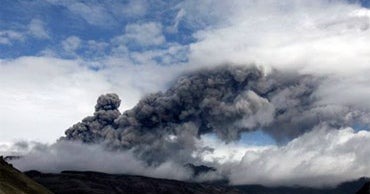 Atlantic Ash Cloud Causing Sky-High Traffic Jams - CBS News
