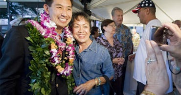 GOP Wins Hawaii House Seat From Dueling Dems - CBS News