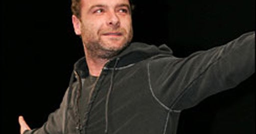 Is Liev Schreiber Today's Best Actor? - CBS News