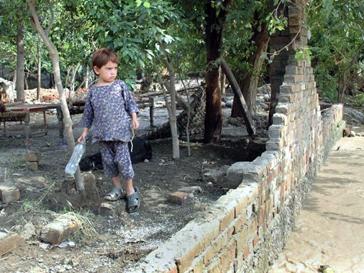 Pakistan's Child Flood Victims