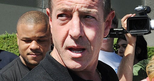 Michael Lohan's domestic violence charge dismissed - CBS News