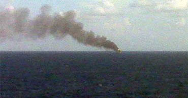 Gulf Oil Rig Explodes, Burning off La. Coast - CBS News