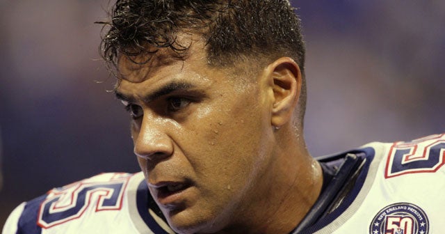 Junior Seau (PICTURES): Former NFL Star Linebacker Allegedly Hit 25 ...