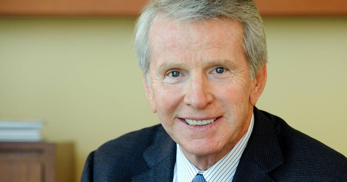 Larry Ellison Calls Former No. 2 Ray Lane a Liar - CBS News