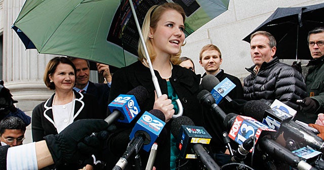 How Families Face the Media Spotlight (PICTURES) - CBS News